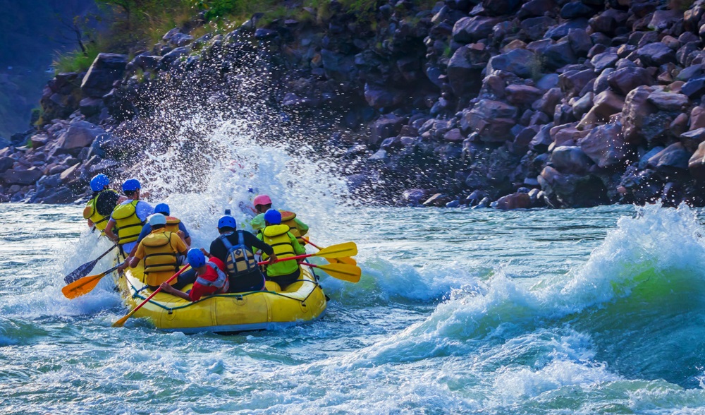 River Rafting Course In Rishikesh | Rafting Training | AdventuRush